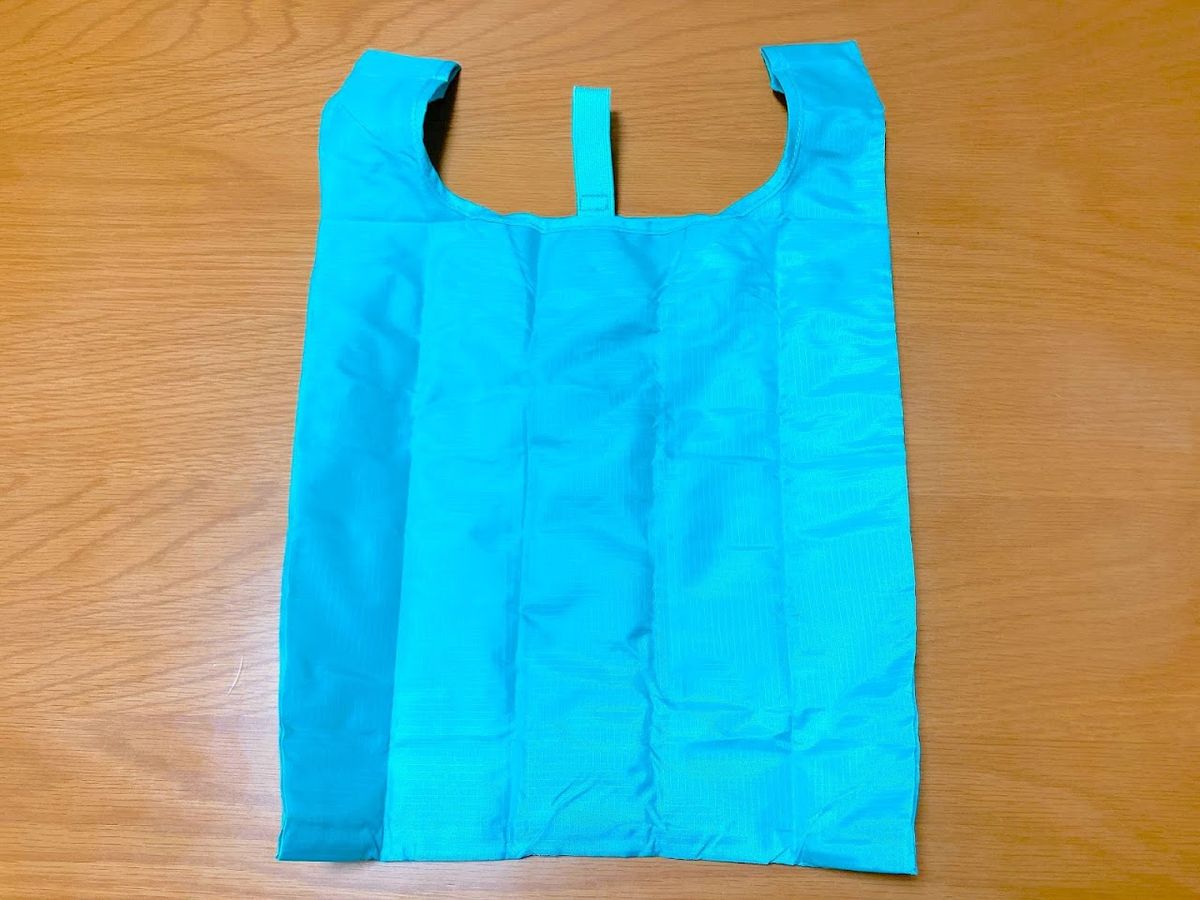 「使いやすさに感動！」【ファミマ】の“500円バッグ”は工夫がスゴい。愛用決定です…！ | TRILL【トリル】