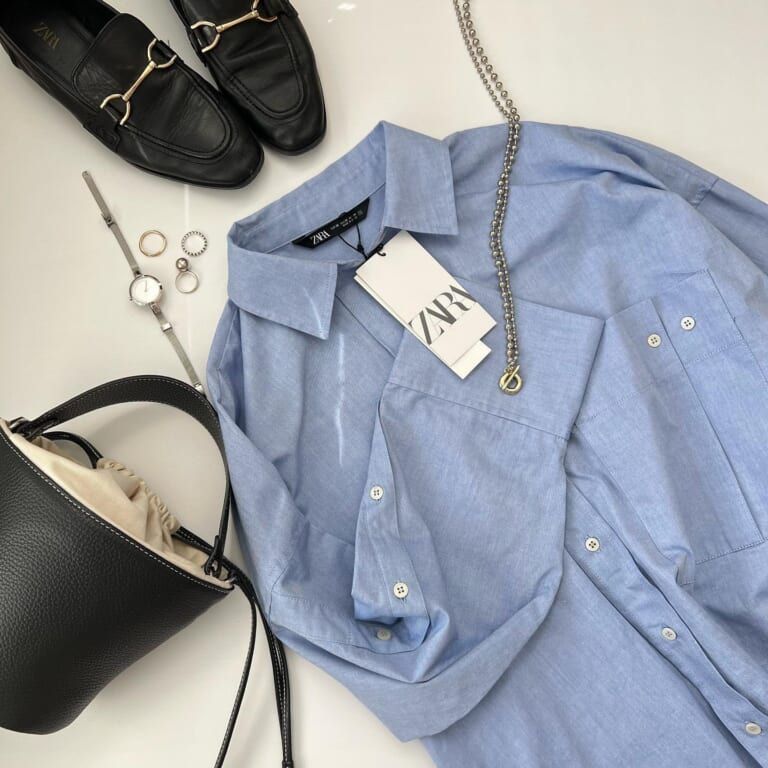 品薄になるほど人気！【ZARA】の袖のデザインが可愛い”ブルーシャツ“とは？ | TRILL【トリル】