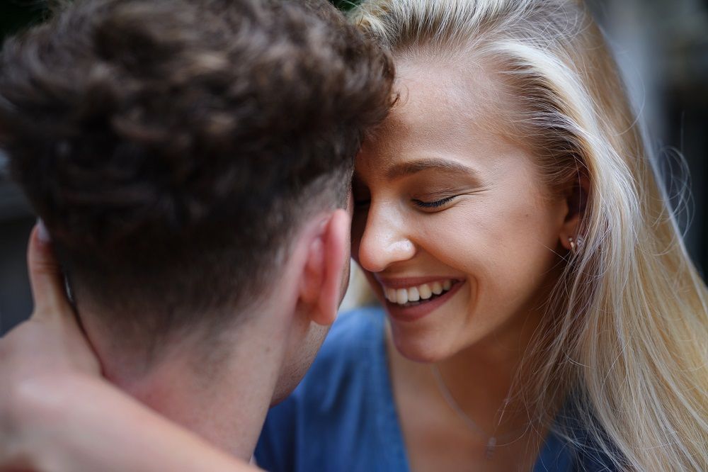 彼女は特別なんだ…！ 男性が「絶対に離したくない」と確信した瞬間 | TRILL【トリル】