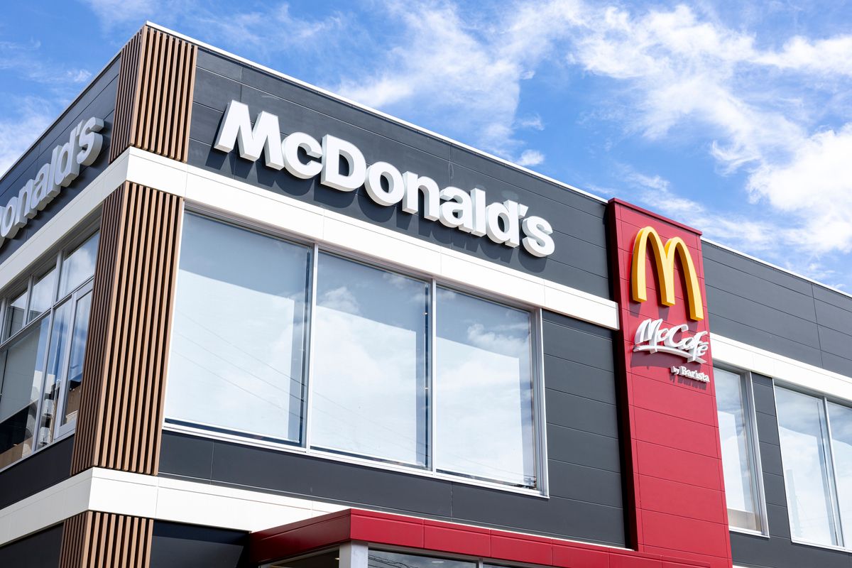 【マック】「やっぱりうまいな」「やられた」魅力異なる“チキンタツタ®とチキンフィレオ®”の人気チキンバーガー2種を食べ比べ！ | TRILL【トリル】