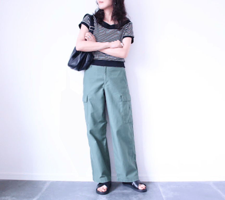 「老け見えしないボーダーT」が最強♡GUで大人に似合うアイテム見つけたー！990円でコスパも | TRILL【トリル】