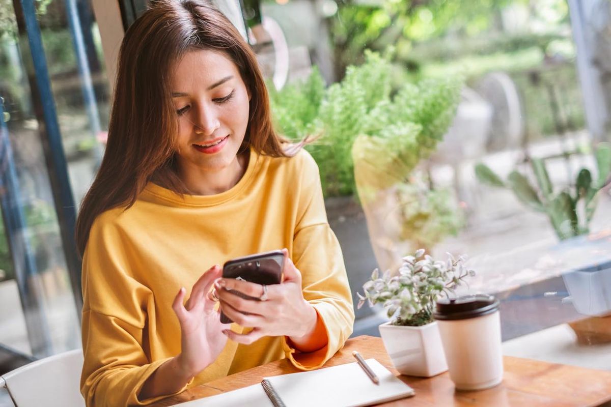 一気に恋愛対象へ。男性の恋心を刺激する「甘えLINE」とは | TRILL【トリル】