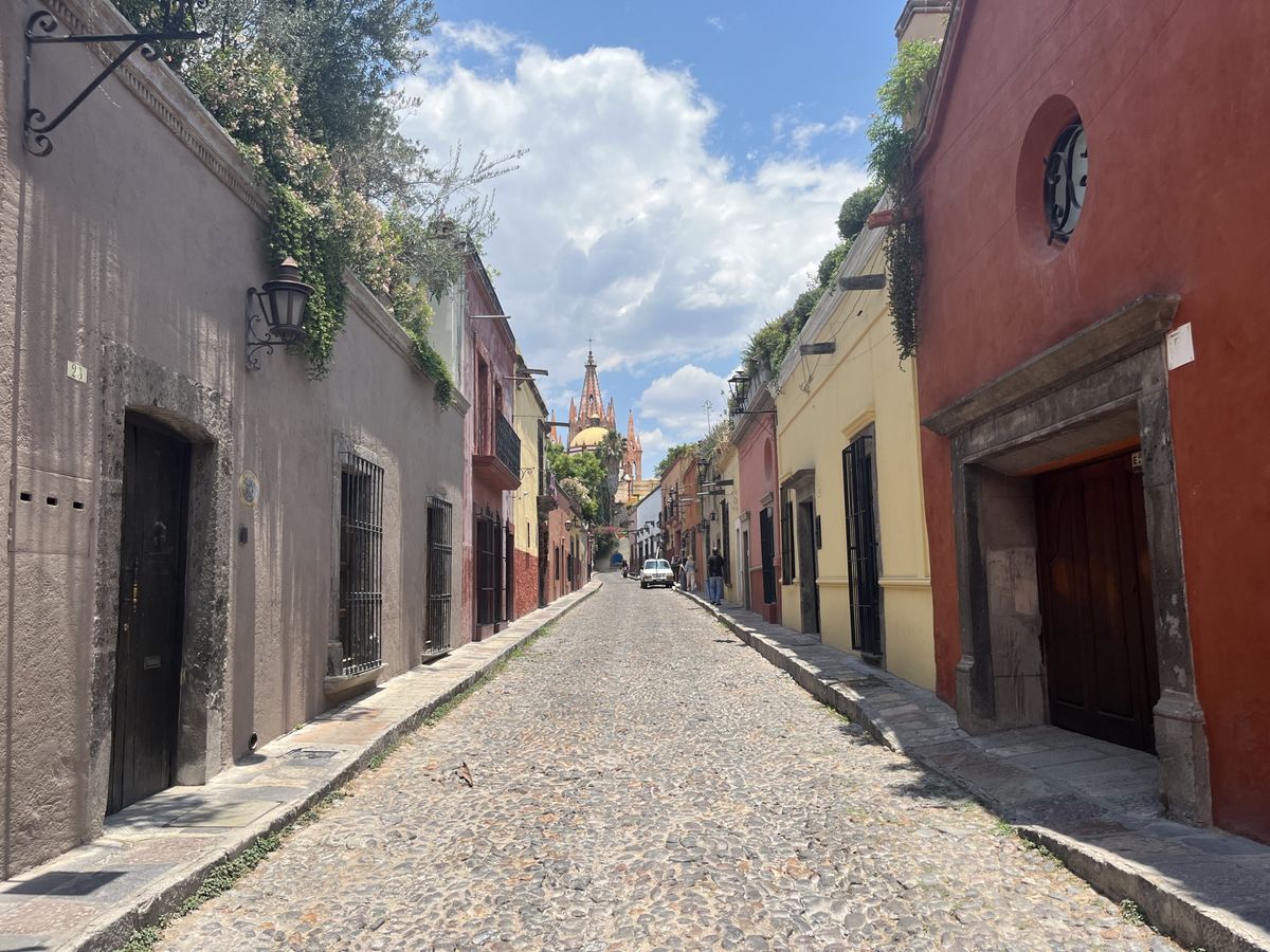 メキシコを観光中の男性→強盗対策していくも…“驚愕の窃盗方法”に「やられた…！」 | TRILL【トリル】