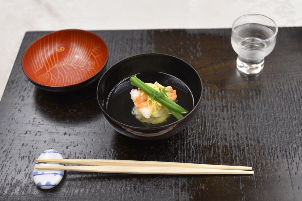 「その食べ方、NGです！」知らないと恥ずかしい【正しい食事マナー】プロに聞いた | TRILL【トリル】