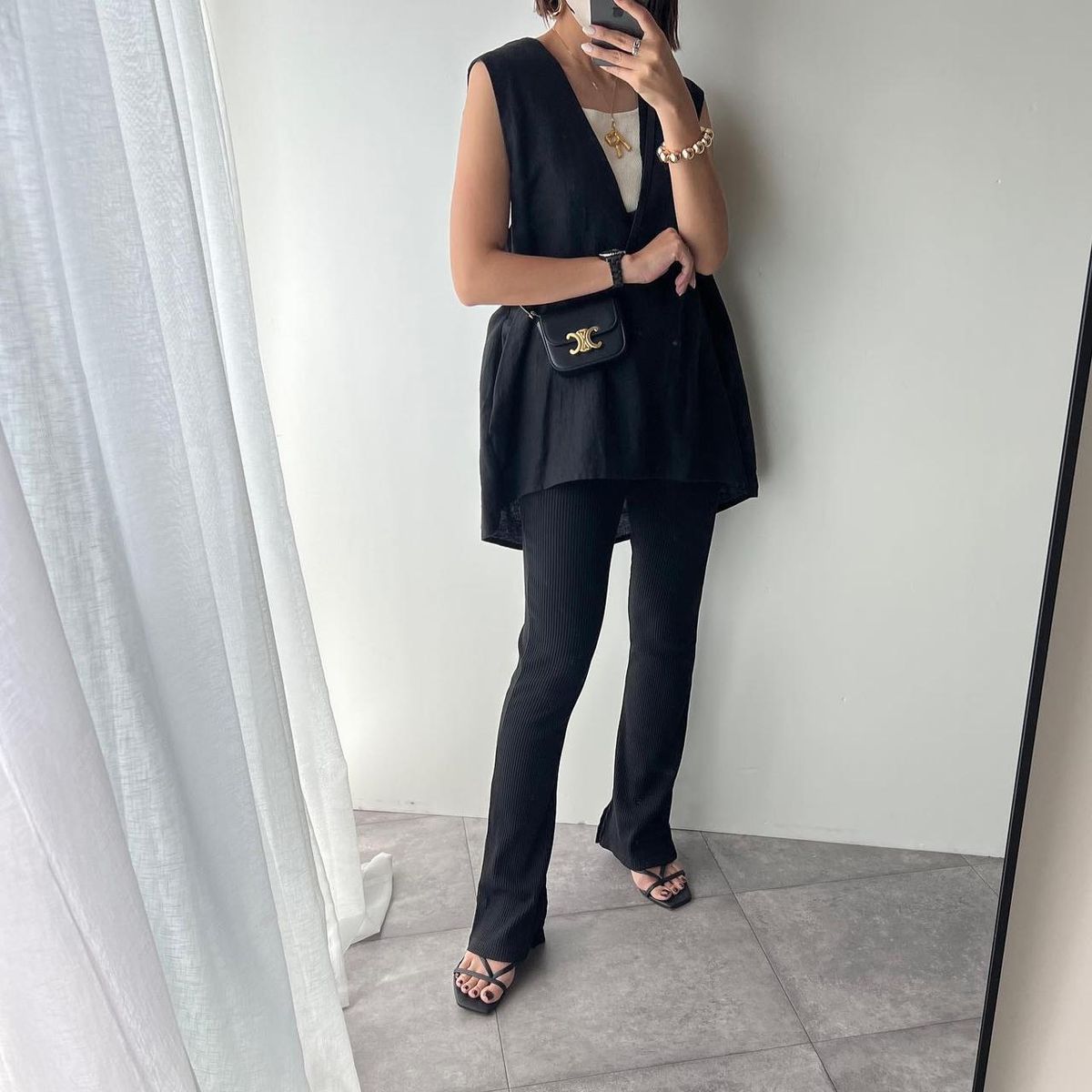 え、真似してもイイ？？【H&M】オシャレ女子もガチ買い！「優秀サンダル」 | TRILL【トリル】