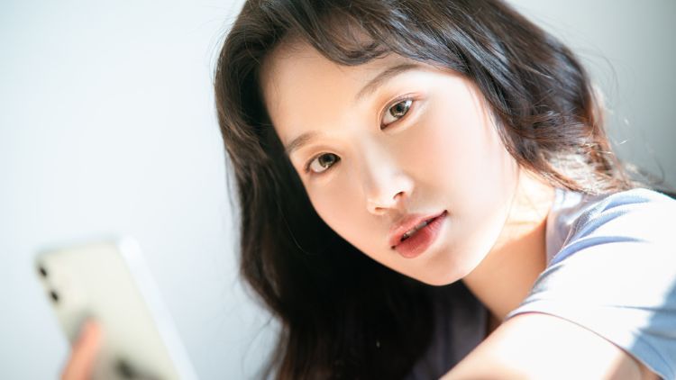 【ドキッとさせたい！】モテる女子のLINE返しテク3つ♡ | TRILL【トリル】