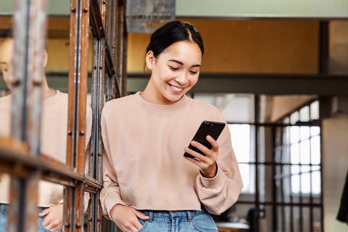 脈アリと判断してOK。男性が本気で好きな女性だけに送る「LINEの内容」 | TRILL【トリル】