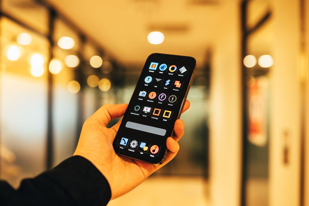 もっと早くやればよかった…【iPhone】プロおすすめの『アプリ整理術』が革命的 | TRILL【トリル】