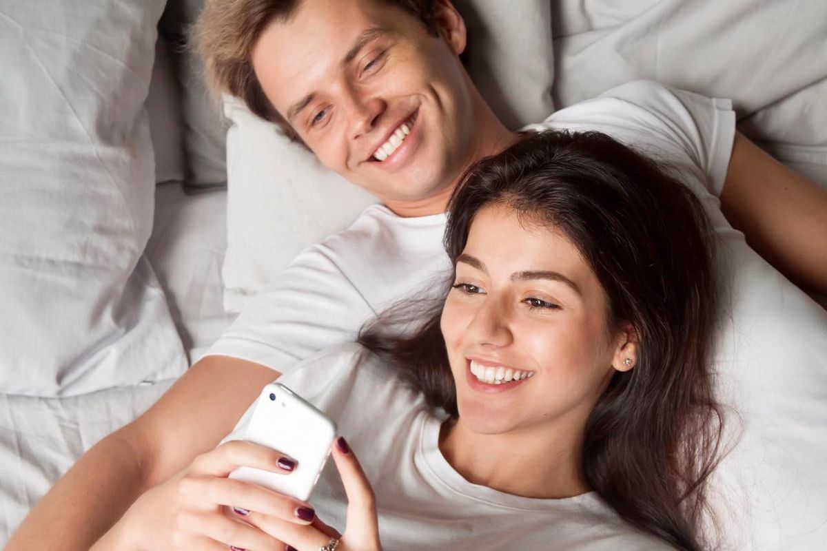 本気なのが一目瞭然です。男性が本命女性だけにする「愛情行動」 | TRILL【トリル】