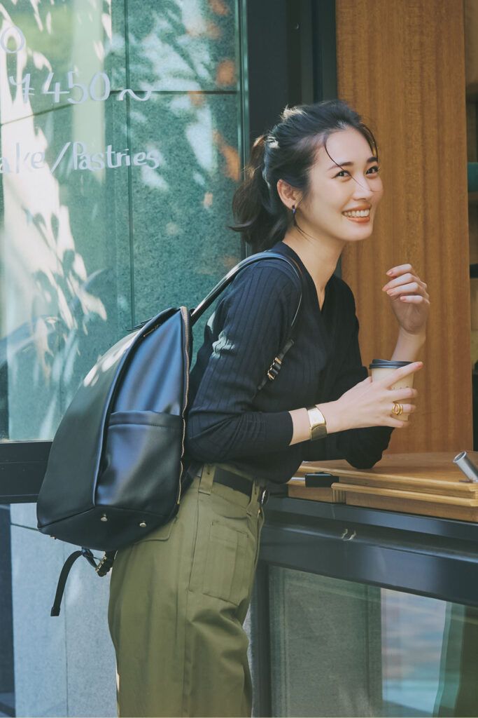 A4サイズが余裕で入る！「タイプ別大人におすすめ大容量バッグ」6選【リュック、トート…】 | TRILL【トリル】