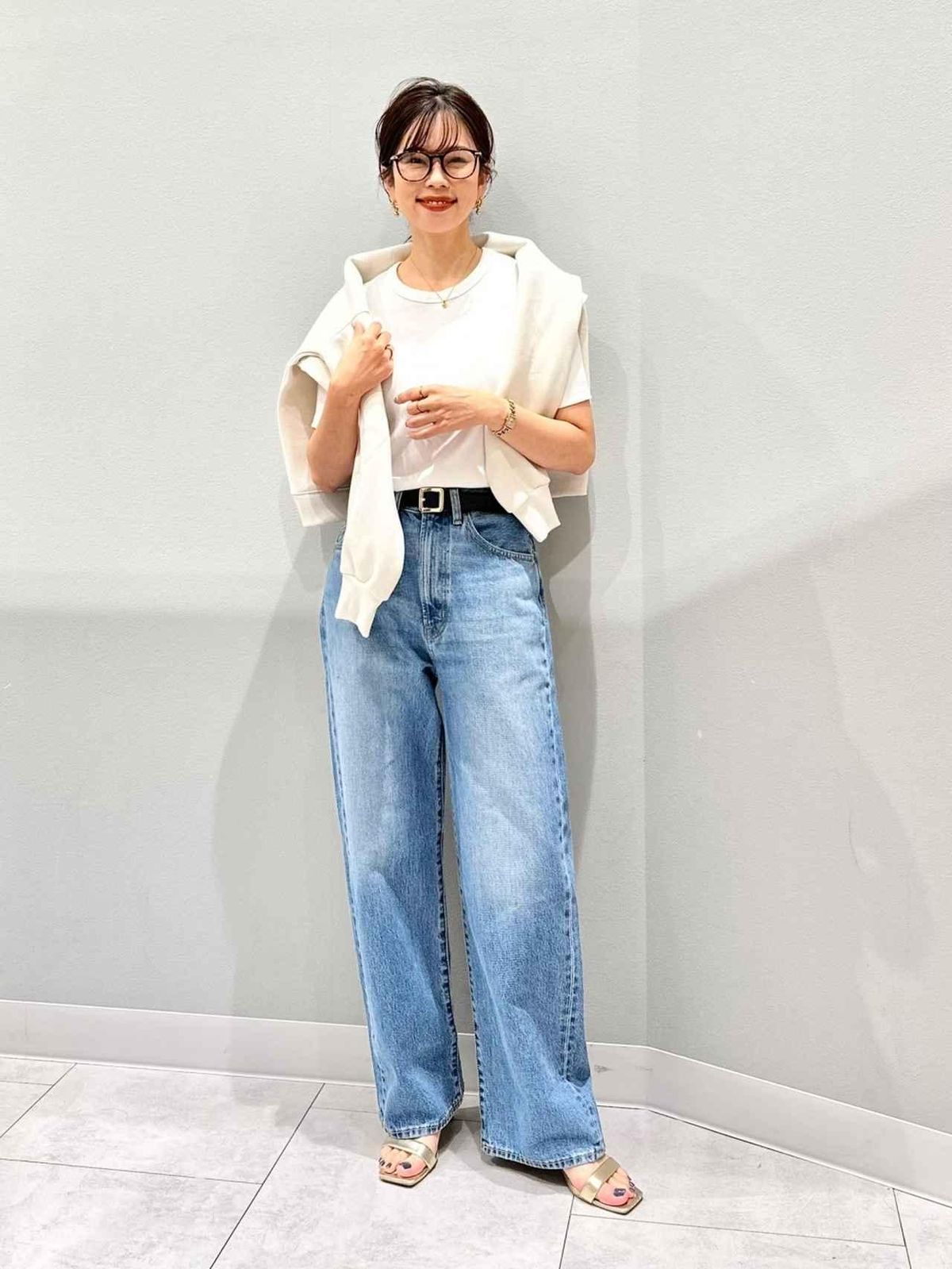 こ、これが2000円台！？【GU】夏 → 秋コーデの大正解！「万能スウェット」 | TRILL【トリル】