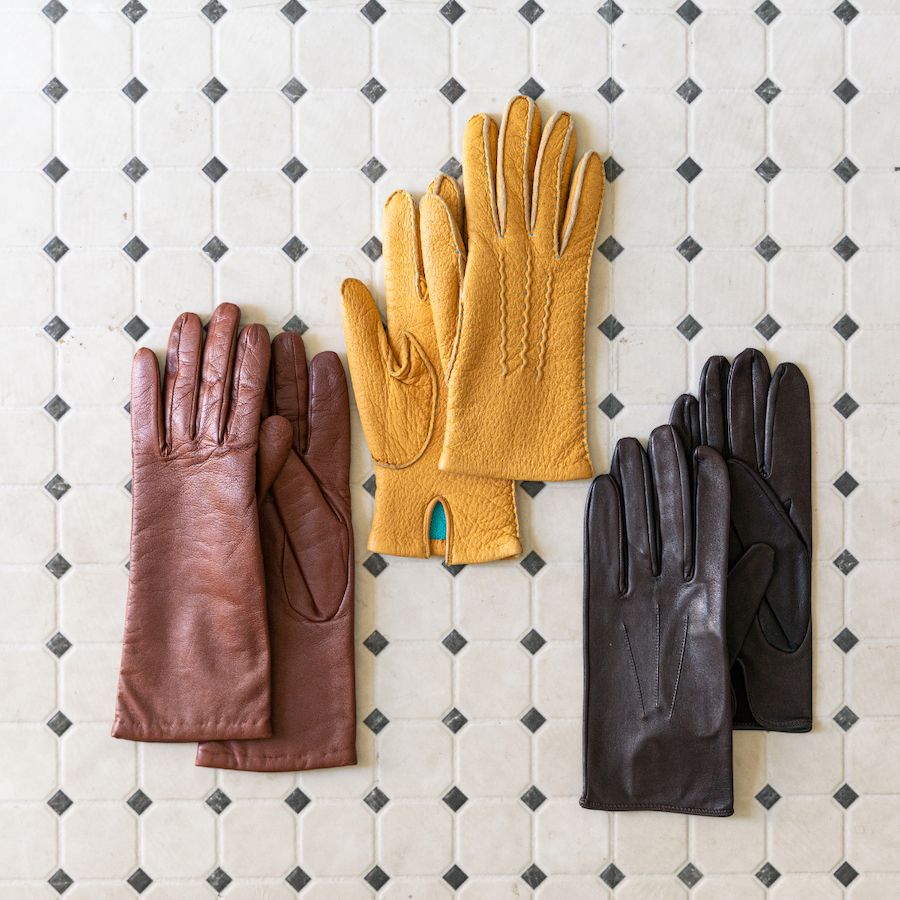 秋冬に向けて今から持っておきたい、《デンツ》のレザーグローブ【マイスタンダードブック】 | TRILL【トリル】
