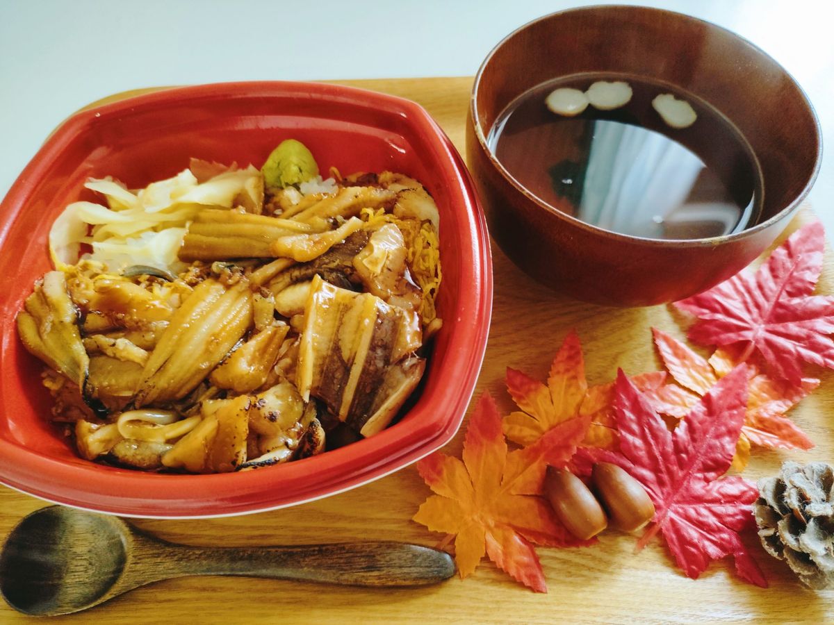 【高津】どれも580円！100種類以上の選べるお持ち帰り海鮮丼「三崎丼丸」 | TRILL【トリル】