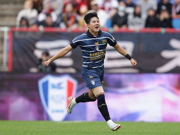 公式戦13試合無敗の浦項を撃破！水原三星FWキム・ジュチャンが韓国Kリーグ週間MVPに選出 | TRILL【トリル】