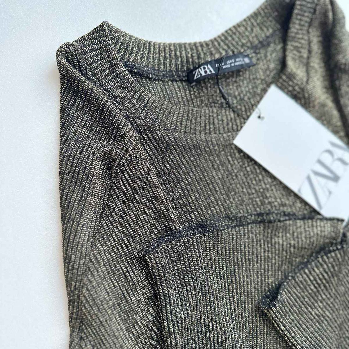 ザラ女、大歓喜ーーーッ！！【ZARA】一枚で映える！「新作トップス」 | TRILL【トリル】