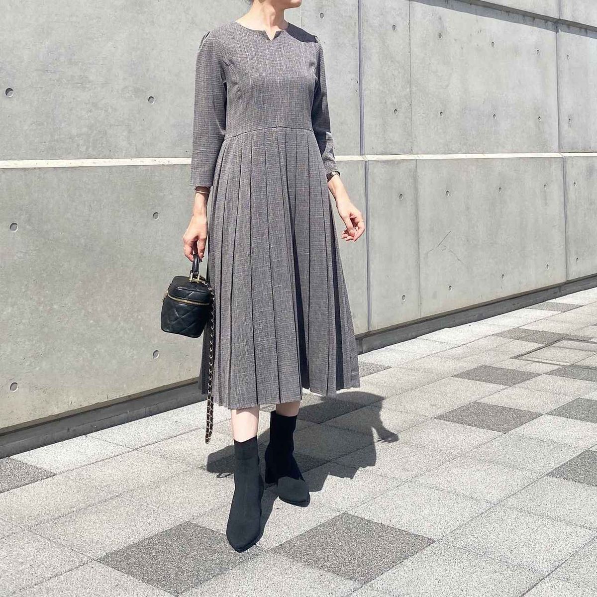 『大人っぽ上品』の頂点！【40・50代】色んなシーンで使える♡「プリーツワンピ」 | TRILL【トリル】