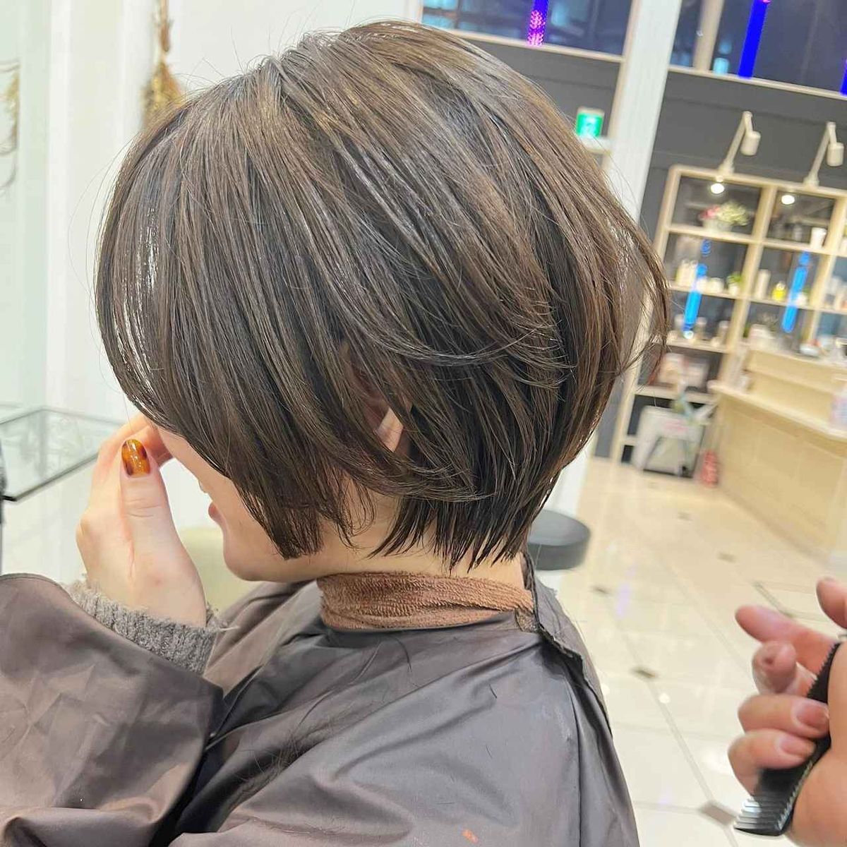 『毛量少ない。。。』→ 解決ッ！！【40・50代】簡単にボリュームUP♡「ふわっとショート」 | TRILL【トリル】