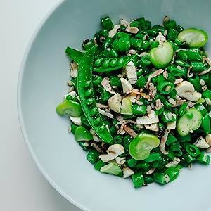 昼は八百屋、夜は居酒屋。「イエローページ世田谷」店主が教える、旬野菜の味わい方 | TRILL【トリル】