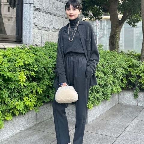 【365 DAYS SNAP】showroom SESSION PR 白野あゆみさんのニットスタイル | TRILL【トリル】