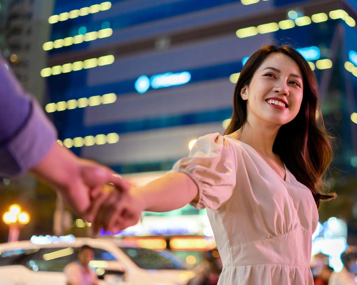 思わず惚れてしまいそう。男性がキュンとくる「女性の行動」とは | TRILL【トリル】