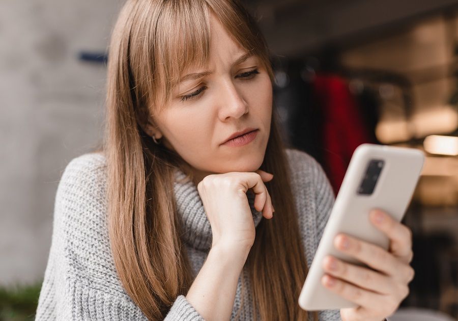 彼氏ができない原因かも…！恋愛下手な女性の「2大NG行動」 | TRILL【トリル】