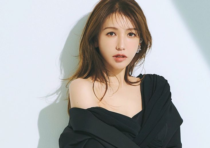 【美香】「女性の体は花と同じ！」ガールが憧れる女っぽBODYの秘密は〝水分〟にあり！愛用ケアアイテムを大公開♡ | TRILL【トリル】