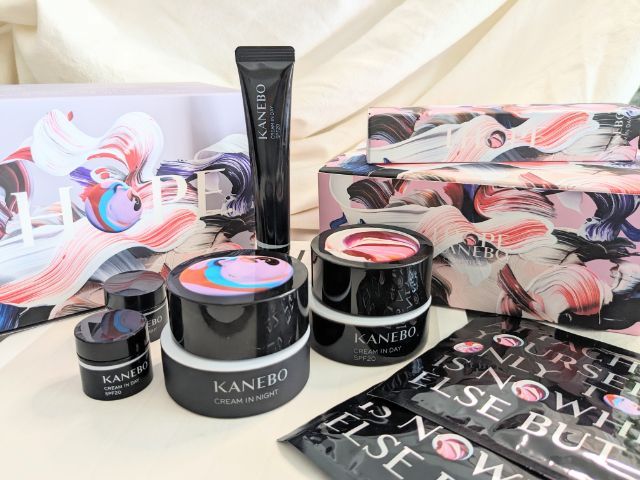 《KANEBO限定デザインキット》朝と夜の人気クリーム入り！2023特別キットはギフトにも最高♡ | TRILL【トリル】