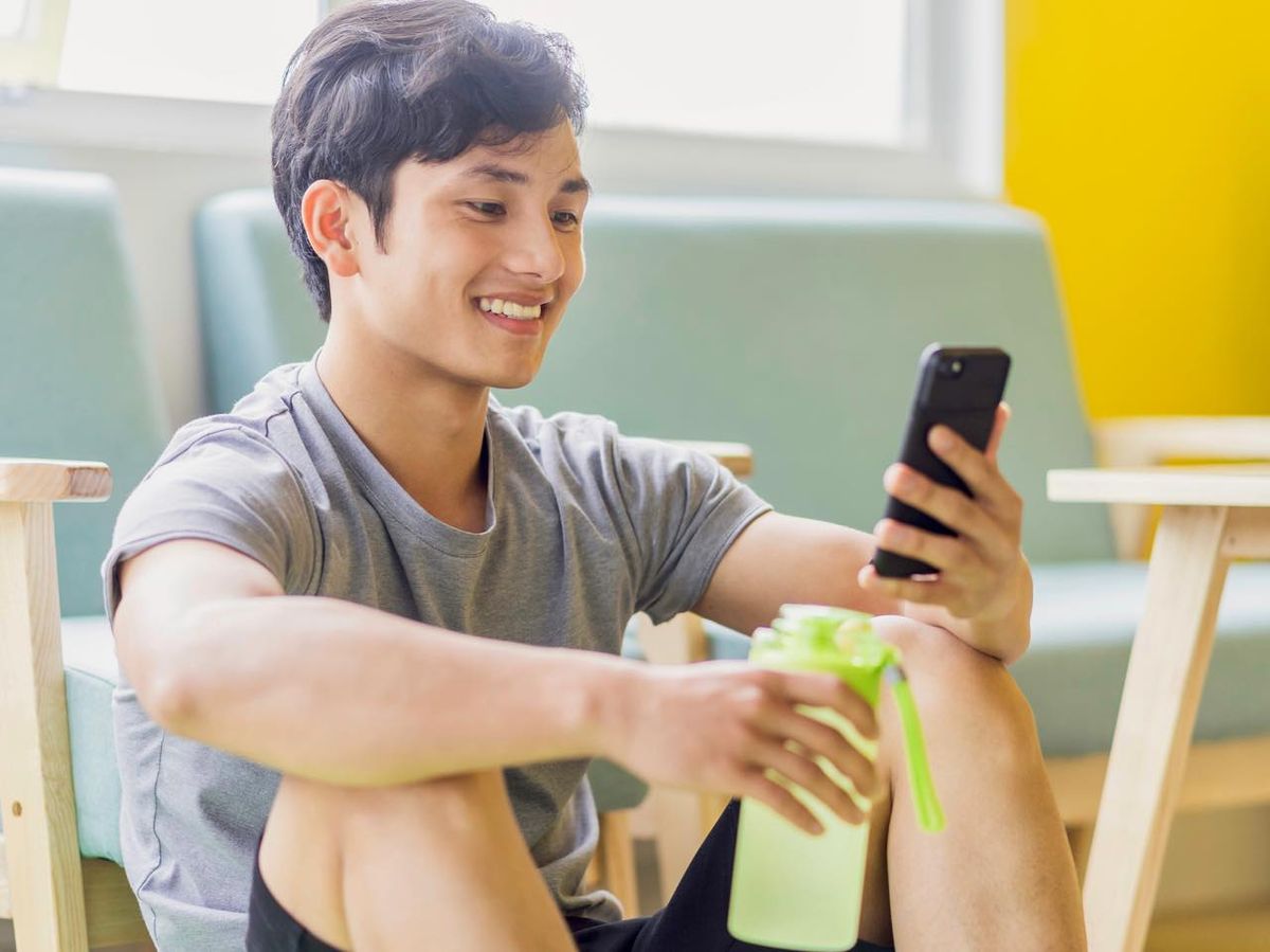 本気度の高さがわかります。男性がLINEで本命女性に見せる「行動」 | TRILL【トリル】