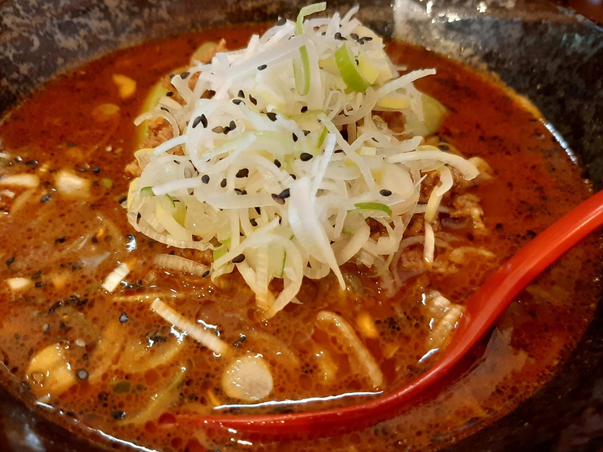 あなたは赤？それとも黒！看板メニューは2色の担々麺！ 創作中華「福福」＠豊四季 | TRILL【トリル】