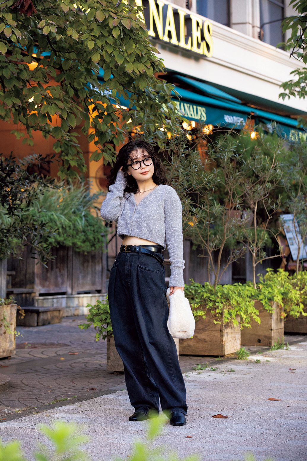 【おしゃれなあのコの秋私服SNAP】LILY BROWN SNS課 近藤真美さんの女っぽコーデ | TRILL【トリル】