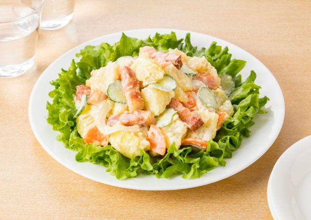 キユーピー マヨネーズでつくる！『定番ベーコンポテトサラダ』作り方とポイント。 | TRILL【トリル】