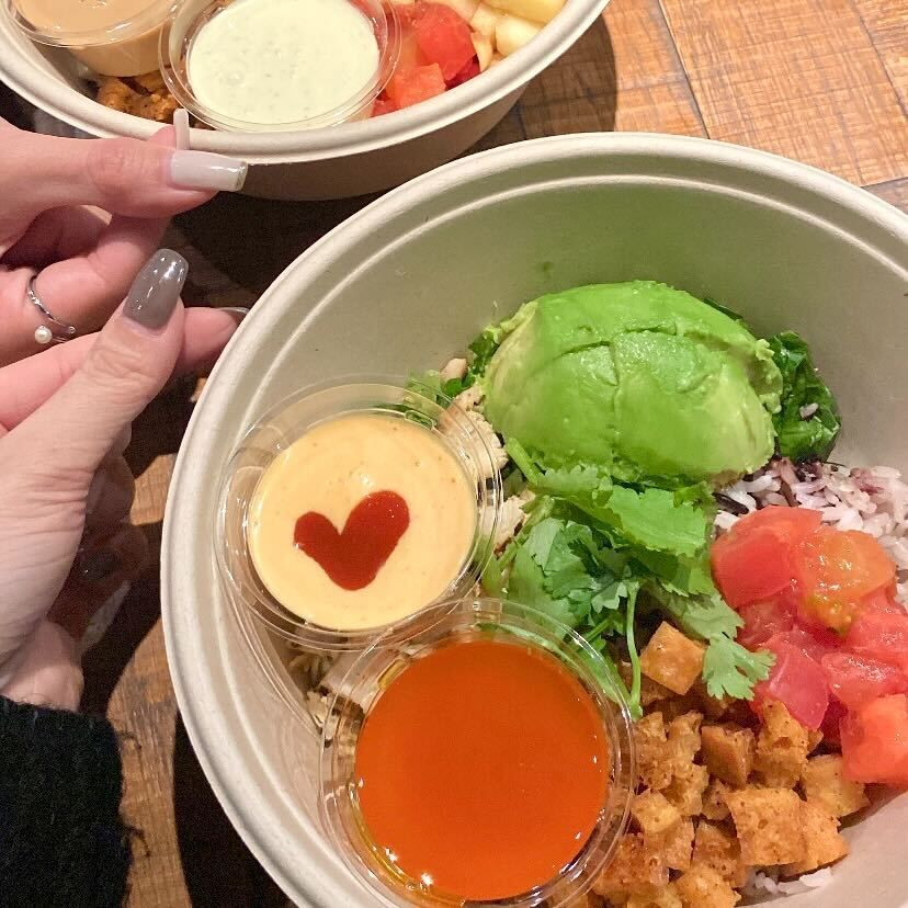 元パートナーが教える！ 人気カスタムサラダ専門店クリスプ・サラダワークスのオススメトッピングをご紹介 | TRILL【トリル】