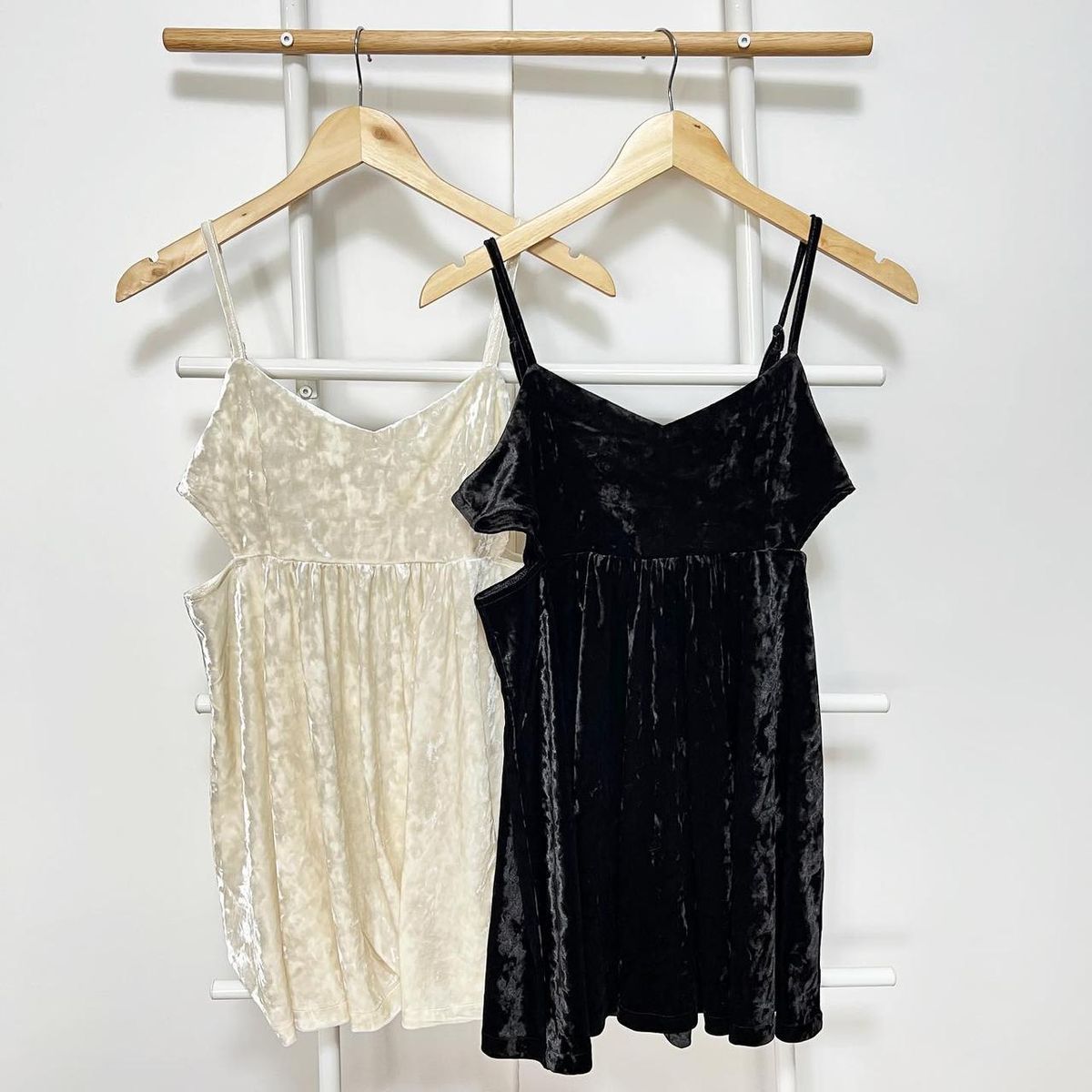 しまラーも『2色買い、、、！！』【しまむら】行ったら血眼で探して！「推しトップス」って？ | TRILL【トリル】