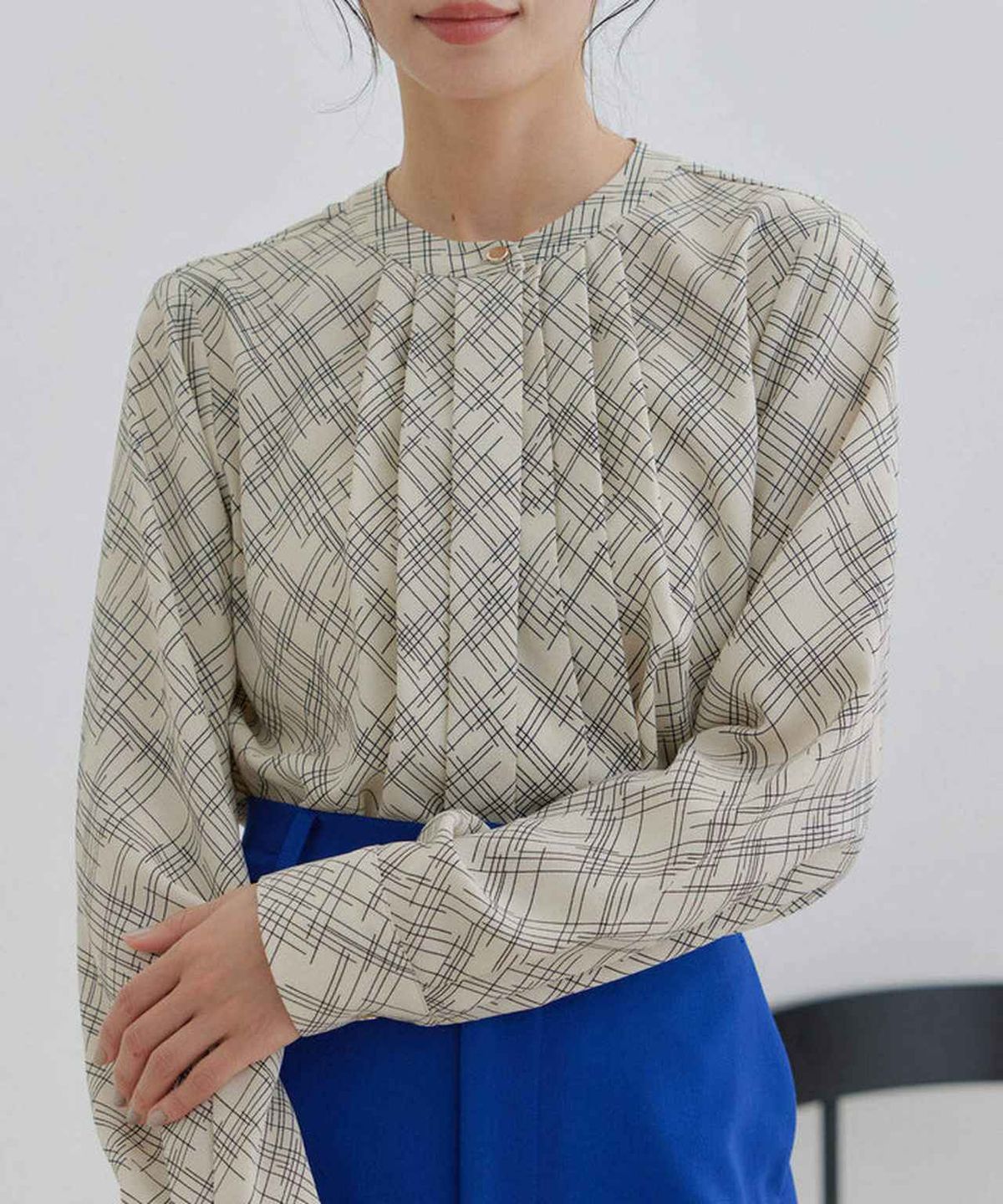 オフィスにもOK♡【ViS】オンオフ使えて、超便利！「上品トップス」 | TRILL【トリル】