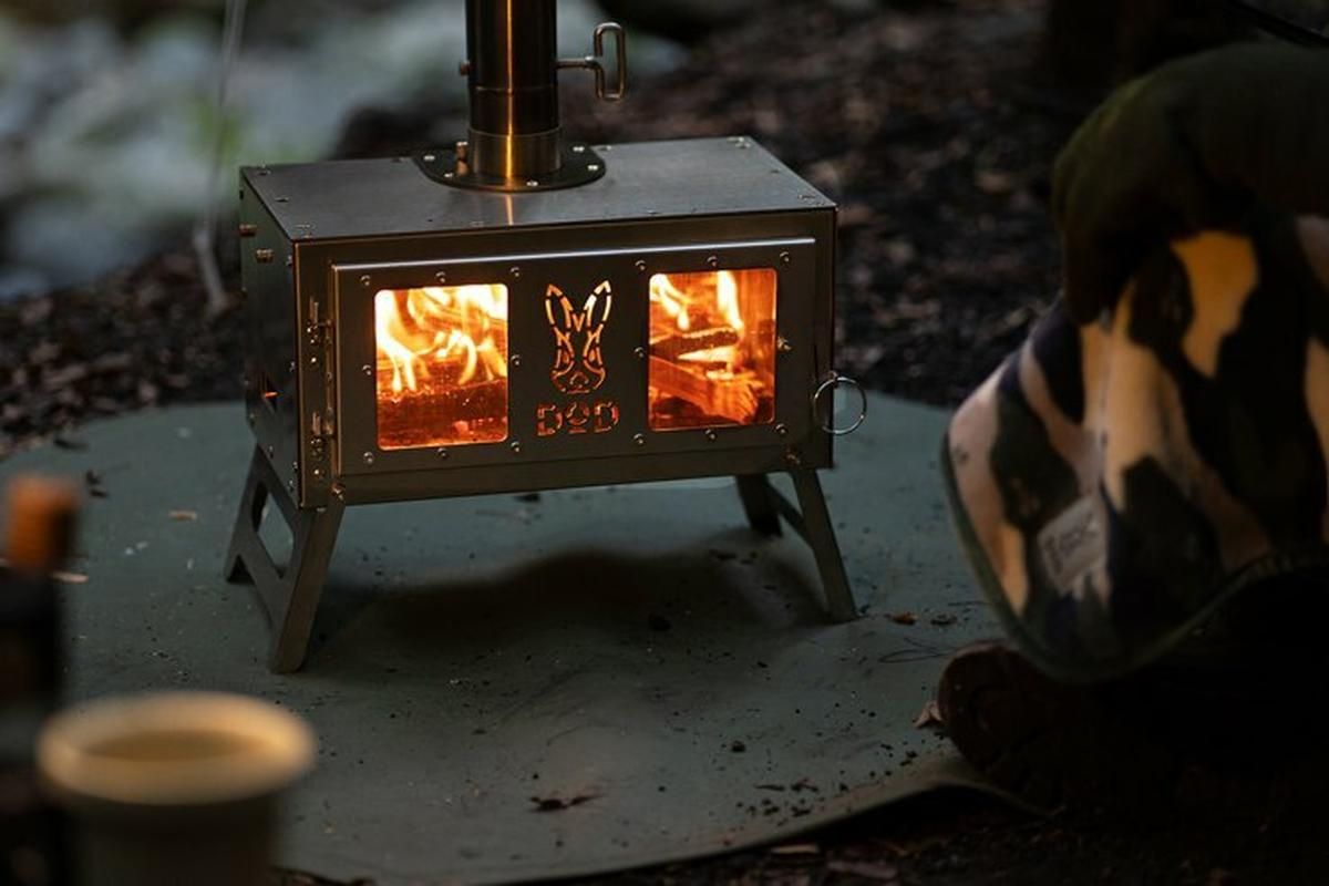【DODの新作】軽い・割れない・曇らない！常識を覆す「薪ストーブ」が登場です | TRILL【トリル】