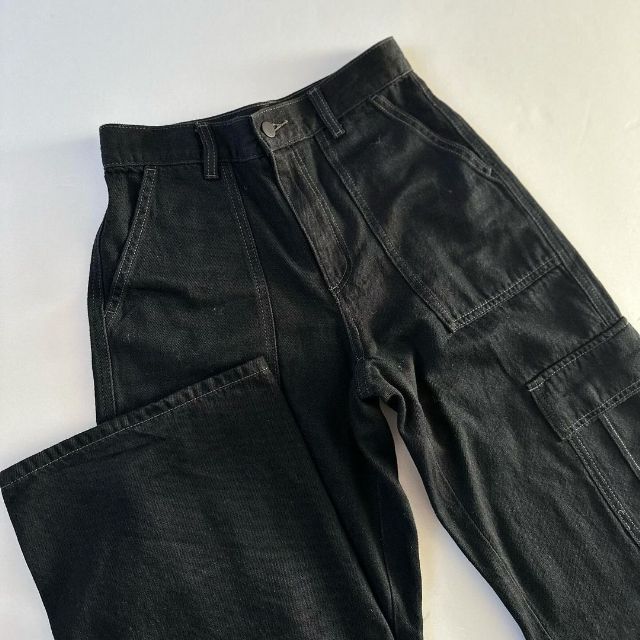 【GU】3000円以下でトレンド網羅「春先まで大活躍する新作パンツ」をチェック！ | TRILL【トリル】