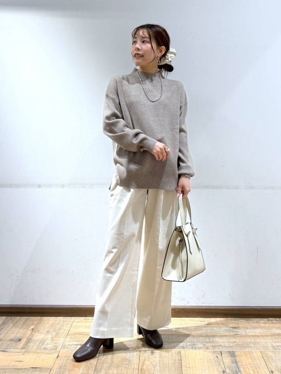 「GLOBAL WORK」の名品！メルティニットシリーズの着こなし術3選【コスパ名品リスト＃492】 | TRILL【トリル】