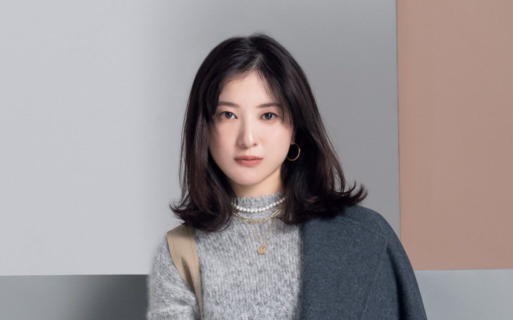 吉高由里子さんがCLASSY.に登場！「グレーとベージュで大人の冬コーデ」 | TRILL【トリル】