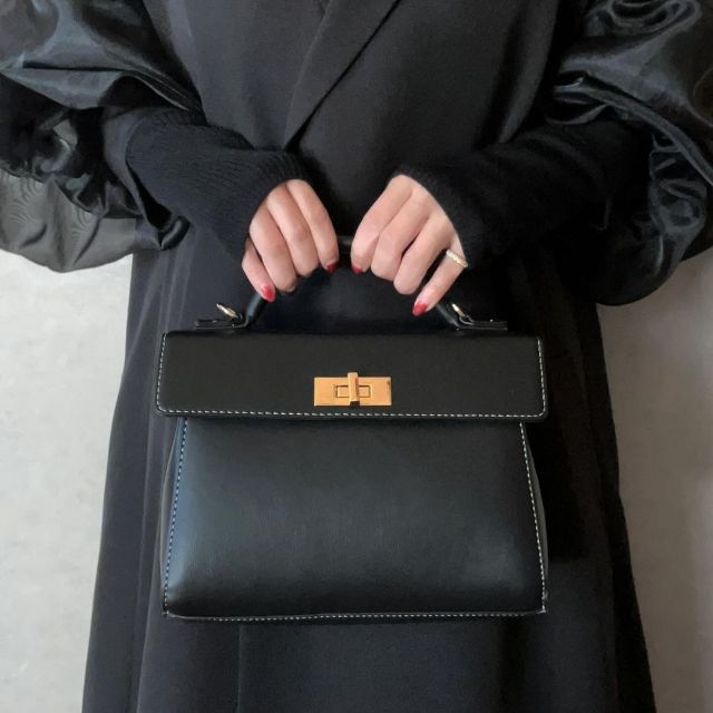 ALL2000円以下！これは内緒にしたかった！しまむらコスパ最強の「黒バッグ」4選 | TRILL【トリル】