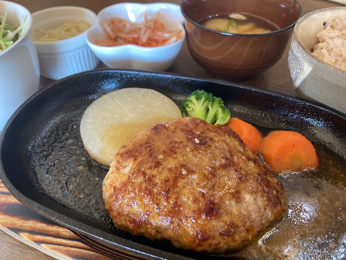 【開店・大田原市】ご飯・汁物・小鉢2種おかわりし放題でほぼ1,000円の定食屋「GOHANYA HINA」 | TRILL【トリル】