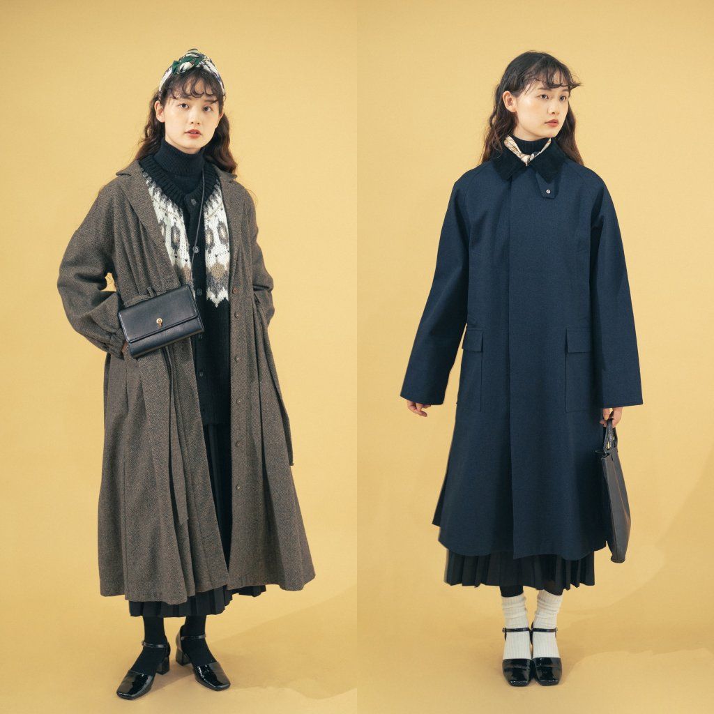 “スカーフ”のお手本巻き方2選。モノトーンコーデに華を添える！【FUDGE FRIEND おしゃれさんの毎日コーディネート】 | TRILL【トリル】