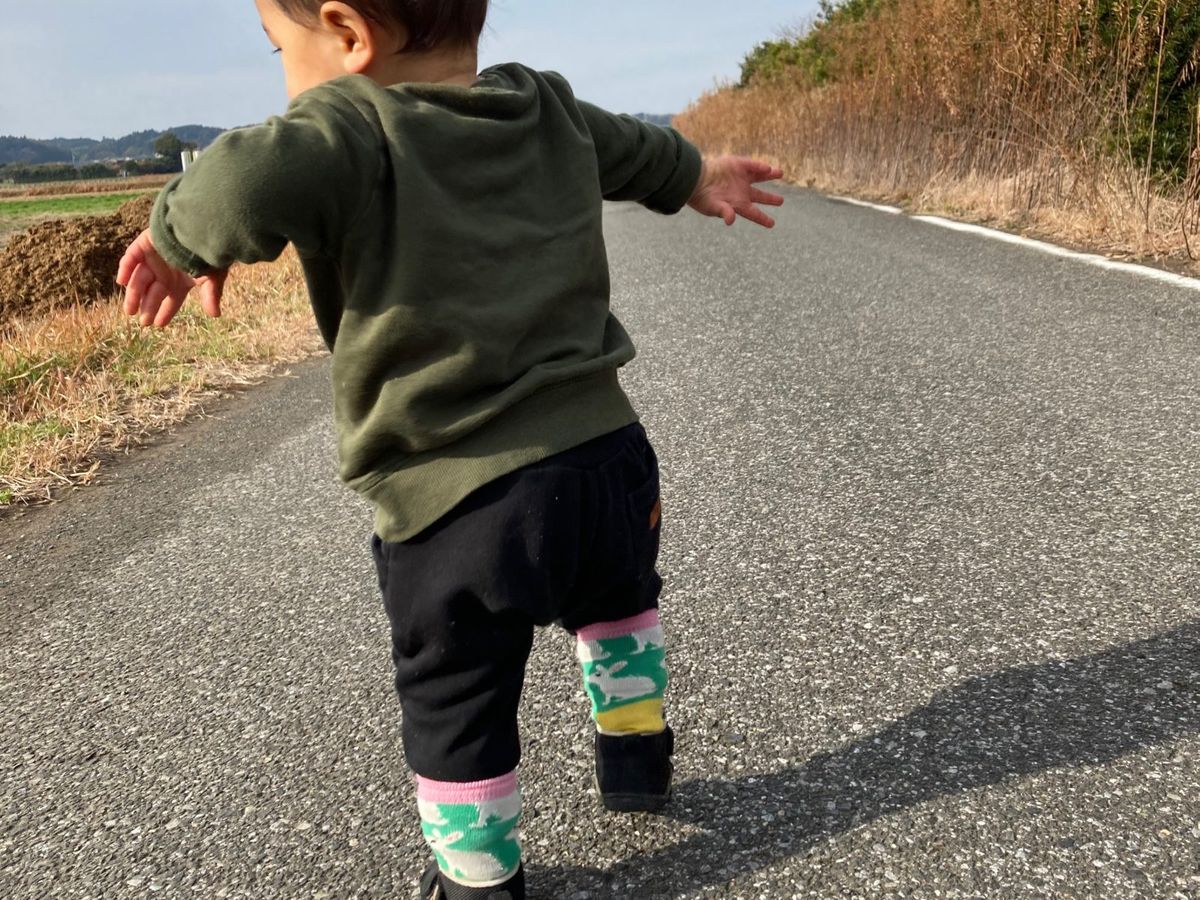具合悪い？体調不良じゃなかった、1歳長男のメソメソ＆甘えん坊の理由 | TRILL【トリル】