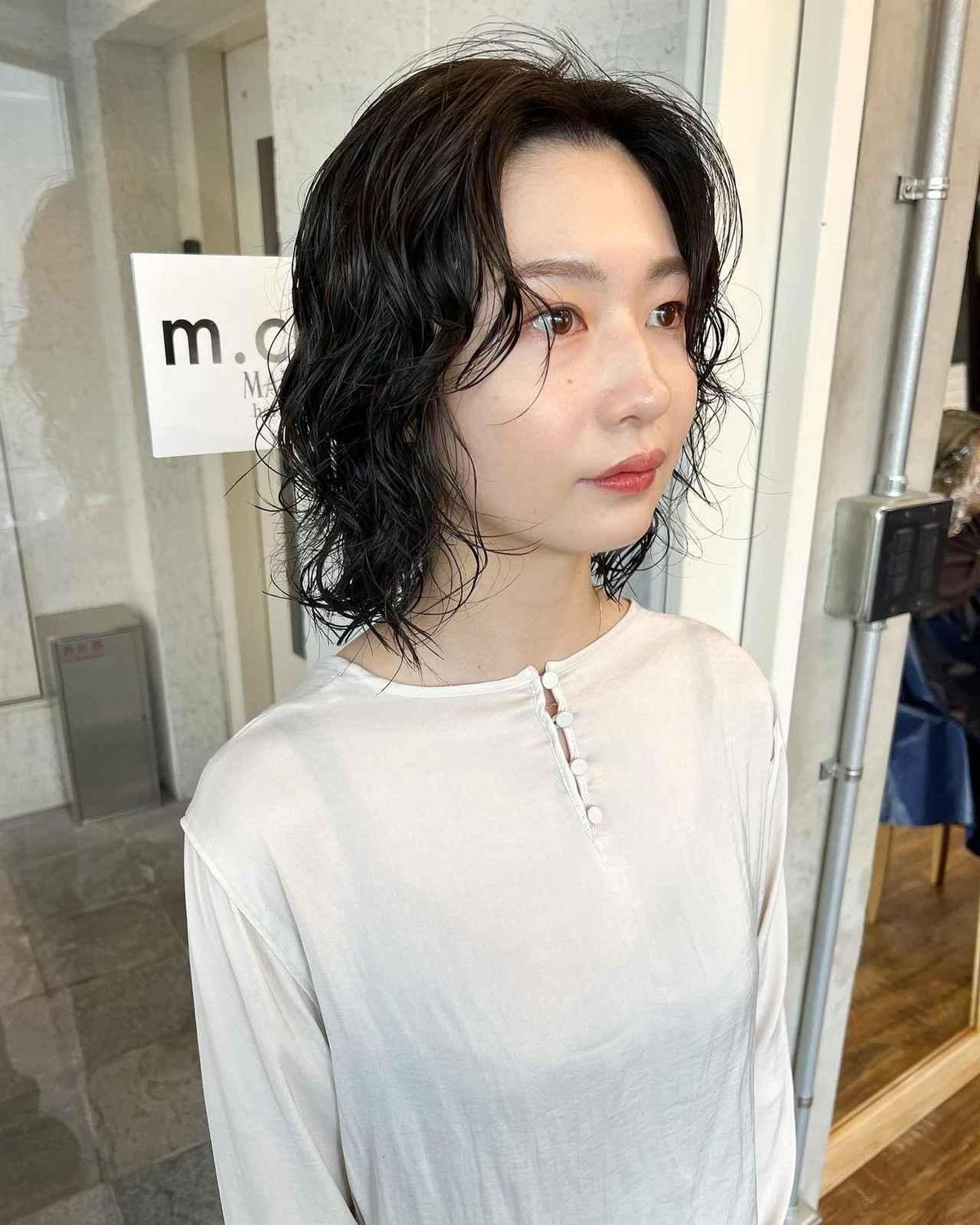 「可愛くなった？」褒められそう！【30・40代】一気に垢抜ける！「前髪パーマ」 | TRILL【トリル】