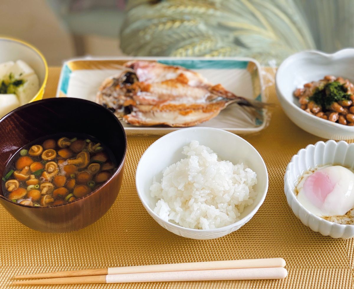 美しさの秘訣は朝食にアリ!? 君島十和子と宮崎麗果の“朝食”をチェック | TRILL【トリル】