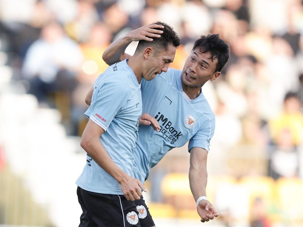 元横浜FCの吉野恭平、韓国Kリーグ1週間ベストイレブン選出！元C大阪マテイ・ヨニッチらも | TRILL【トリル】