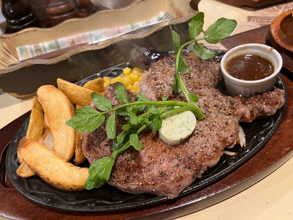 【溝の口】ジューシーなステーキをお値打ちに！「カナディアン19」 | TRILL【トリル】