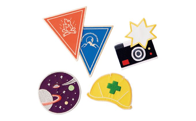 夜道でピカッと光るおしゃれな「シールワッペン」のご紹介【こどモノ4月号】 | TRILL【トリル】