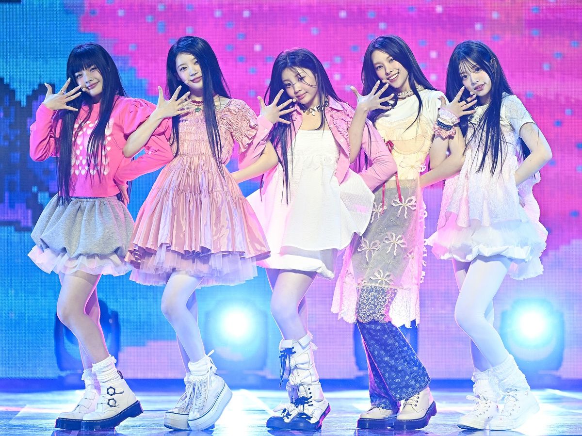 K-POP史上初！“HYBEの末娘”ILLIT（アイリット）、デビュー曲で米ビルボード「HOT100」チャートイン | TRILL【トリル】