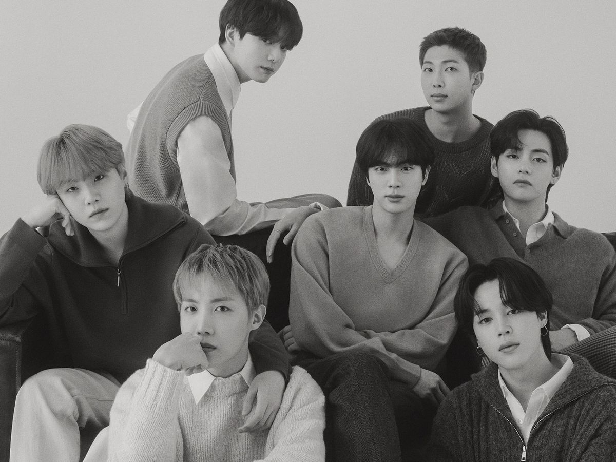 BTS、入隊前に撮られた未公開「メンバー集合写真」を初披露！ファンとの“思い出”届けるイベント開催へ | TRILL【トリル】