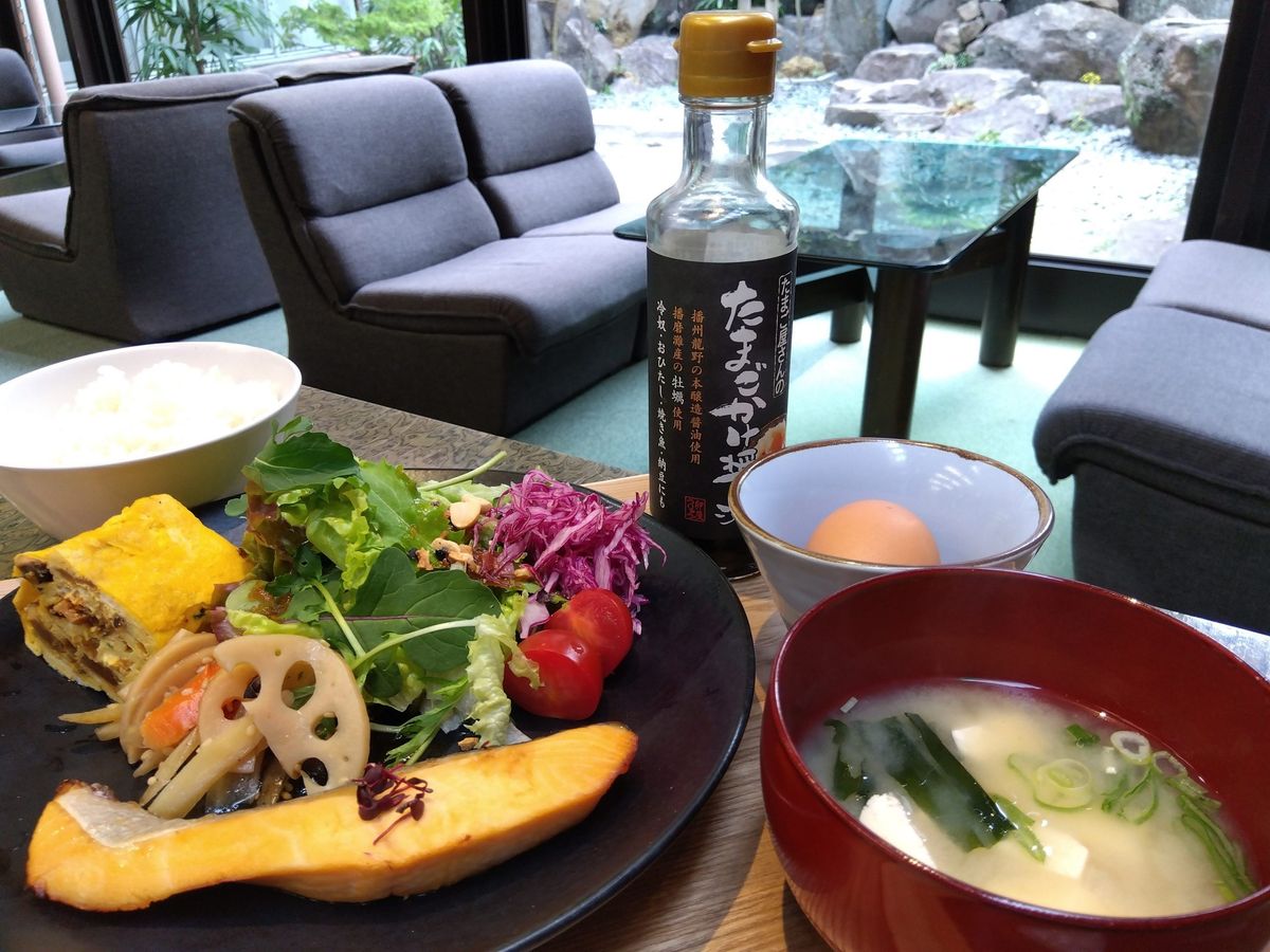 【元町】新店「TOTO cafe（トトカフェ）」日替わり定食 690円！コンセプトは 繋がり♪ | TRILL【トリル】